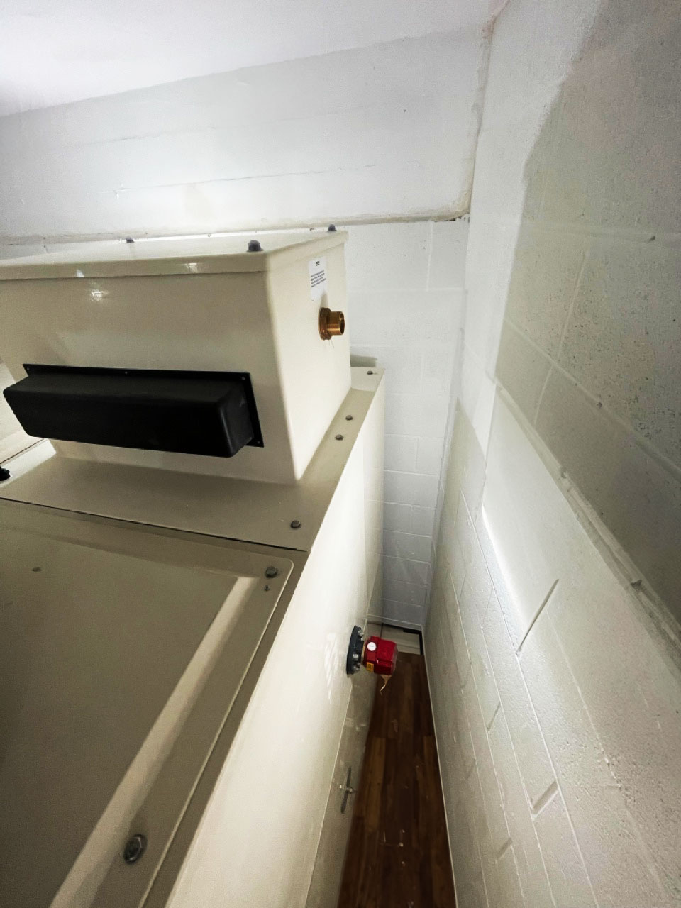 CAT 5 Break Tanks | Tricel Water UK